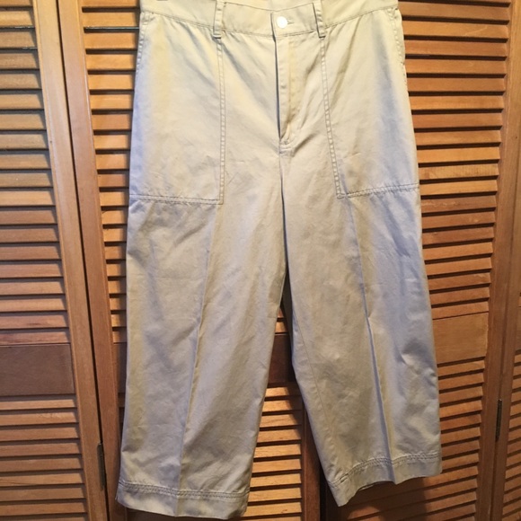 Ralph Lauren | Pants & Jumpsuits | Lauren Ralph Lauren Khaki Capris | Poshmark
